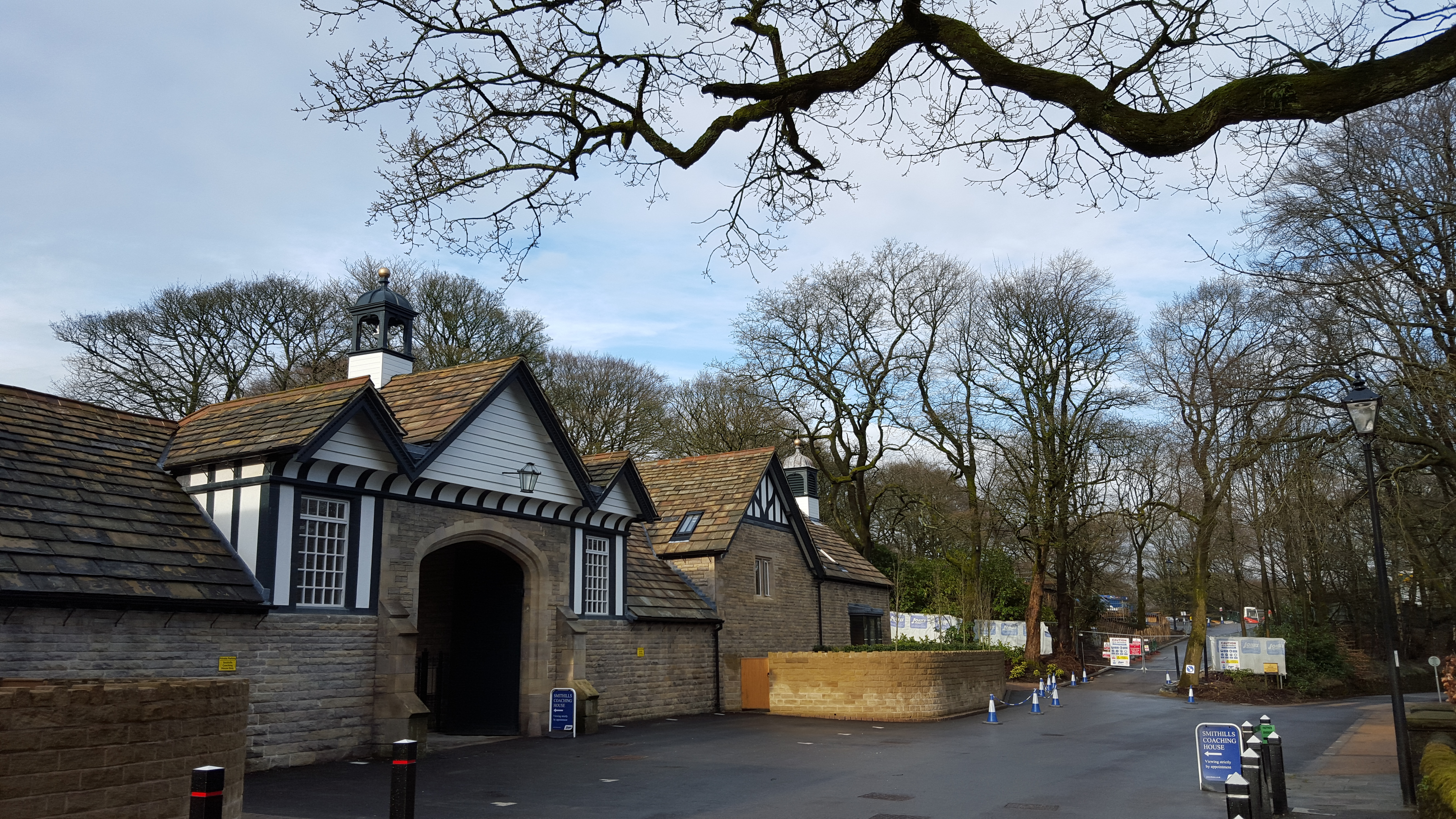 Smithills Coaching House | Antondotreks