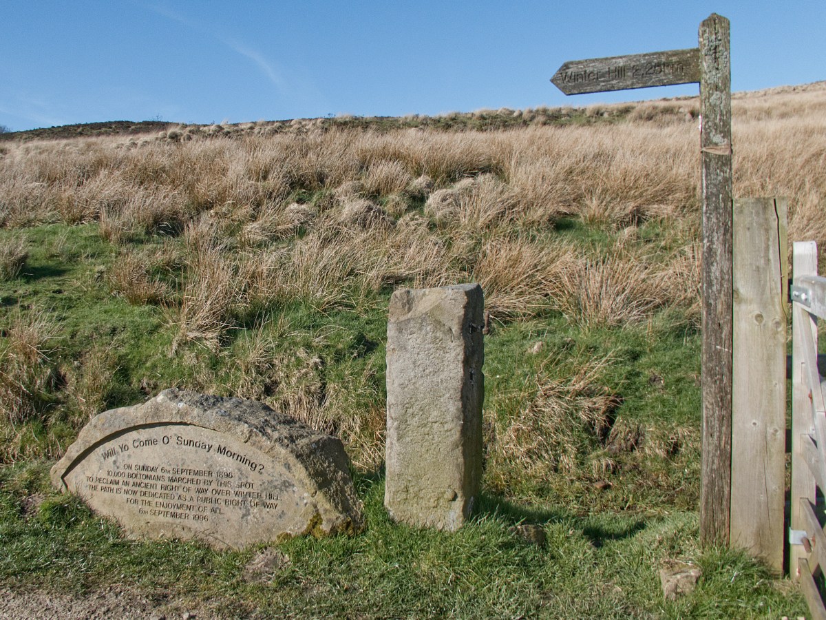 An Early Mass Trespass – Winter Hill. | Antondotreks